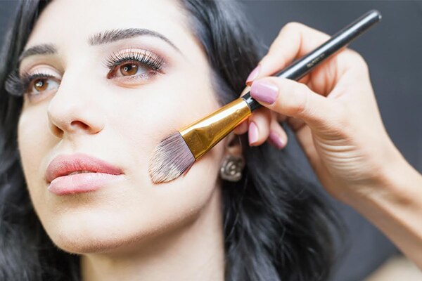 3 No Fail Ways To Make Your Makeup Last Longer